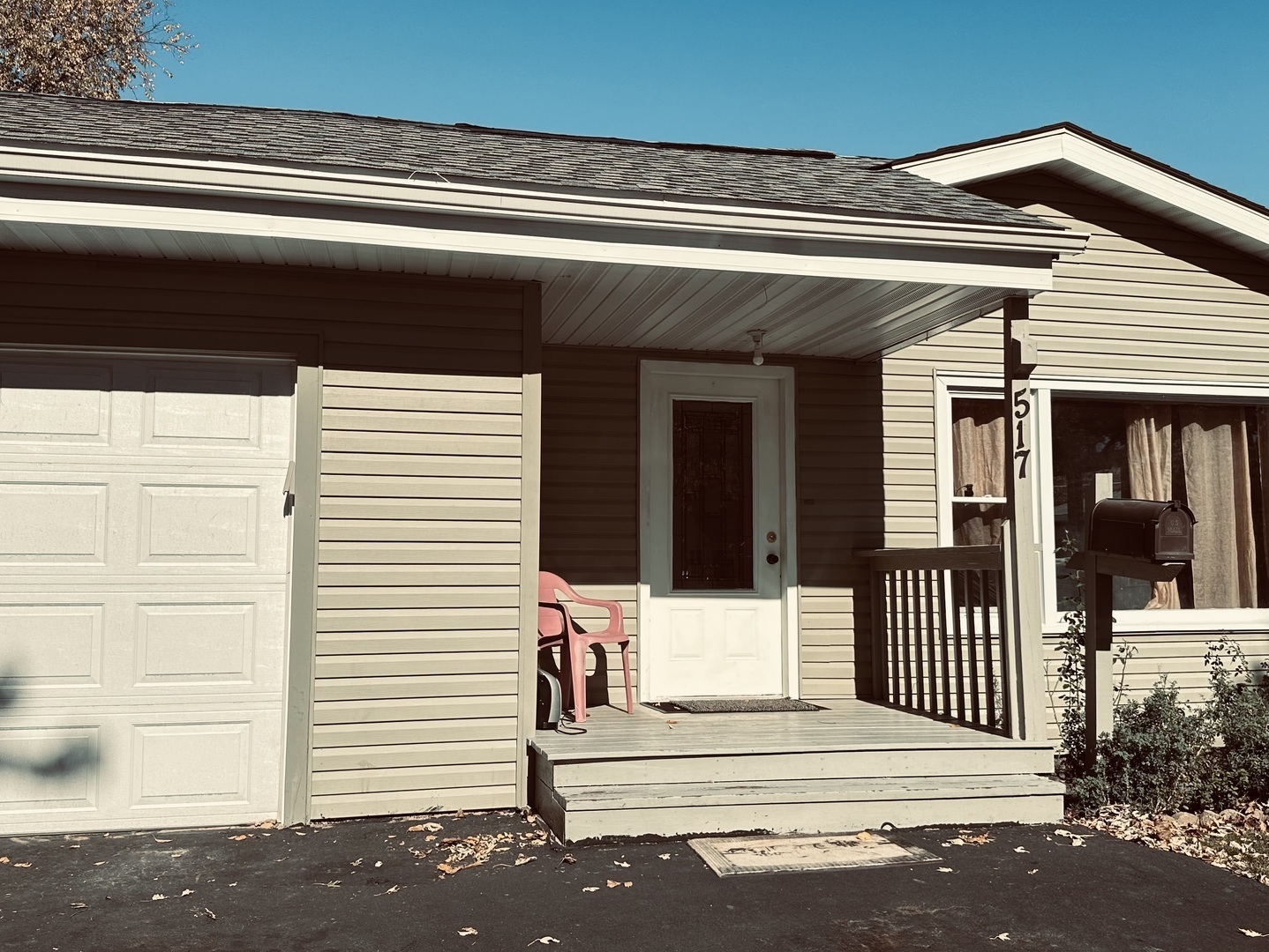 Roam | 517 E Stimmel St, West Chicago, IL