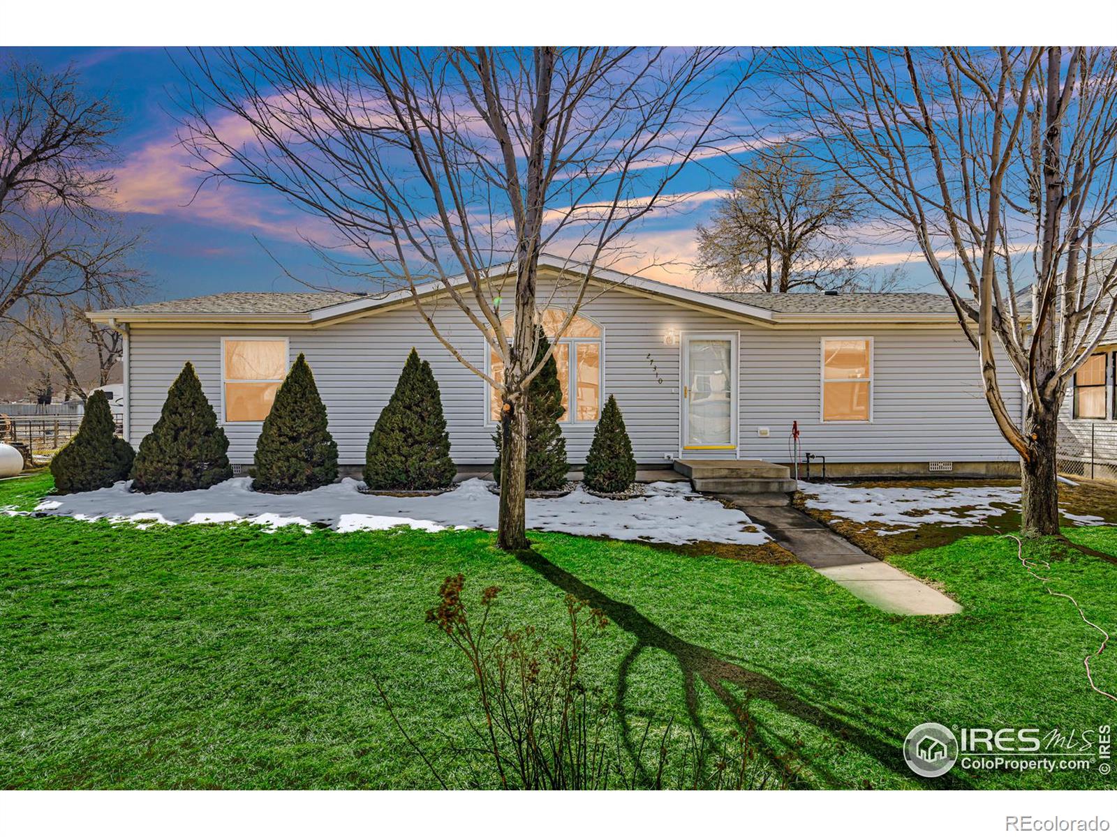 Roam | 27310 4th St, Gill, CO